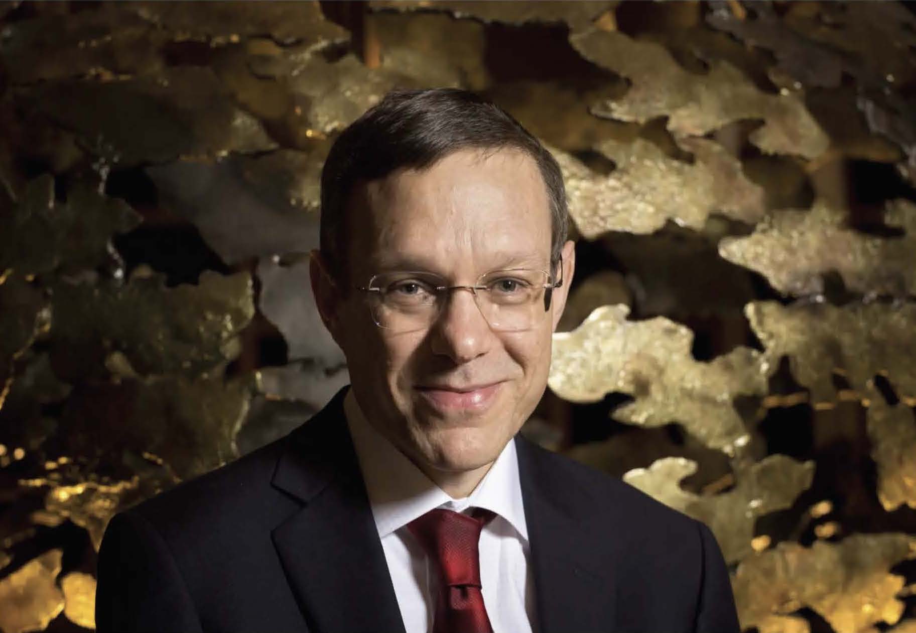 Professor Abraham (Avi) Loeb